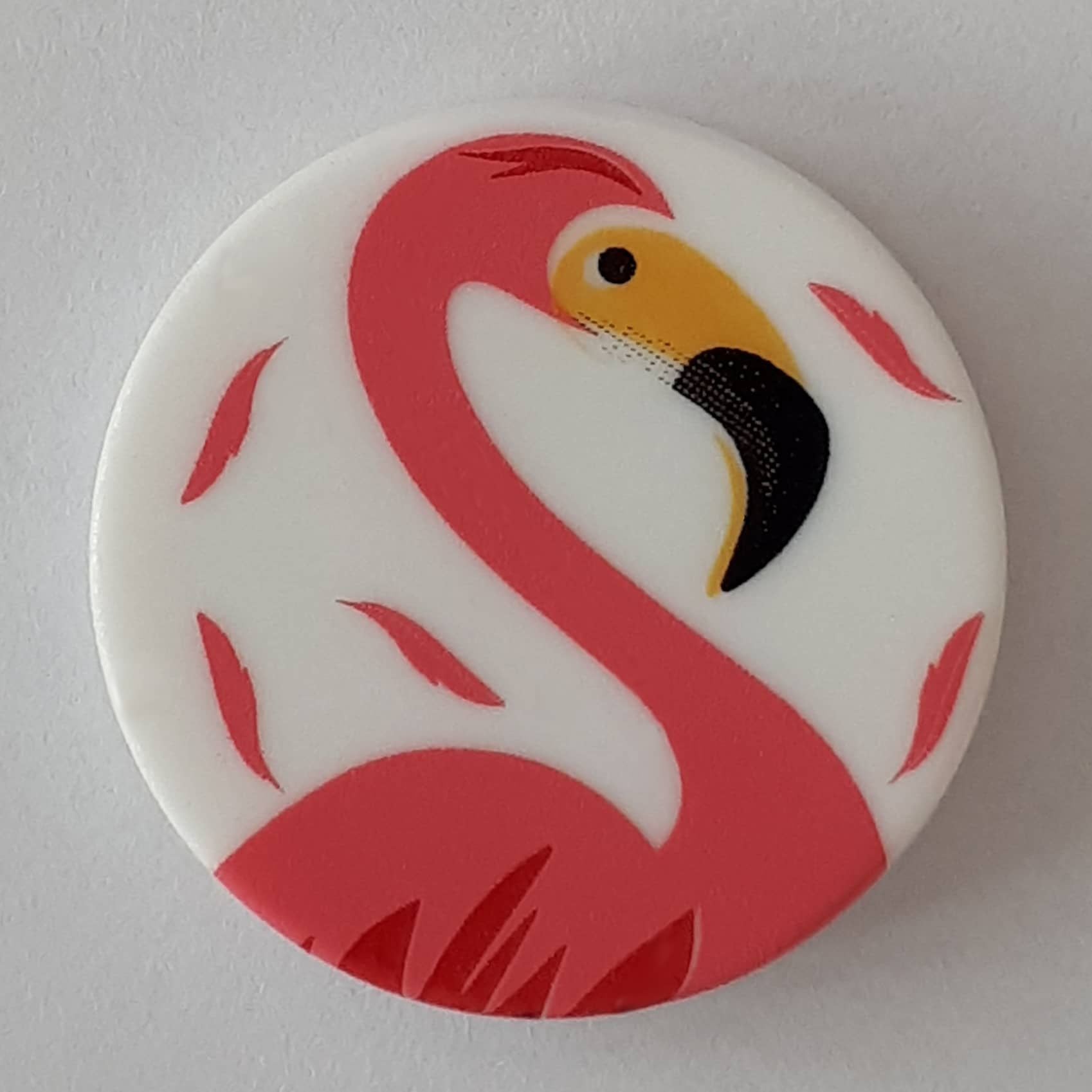261292 - Flamingo Button with Shank – Circle of Stitches