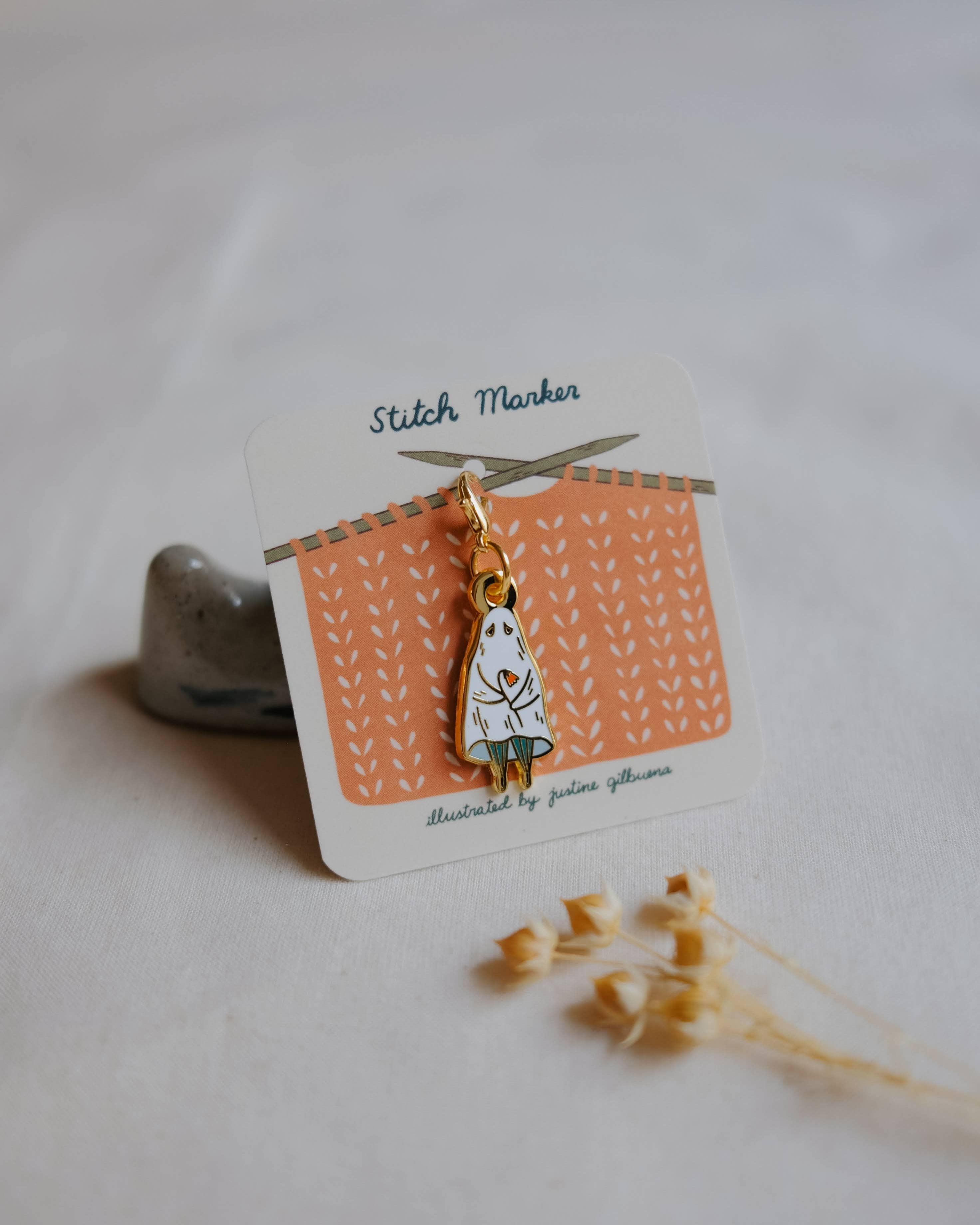 Shy Ghost Stitch Marker – Circle of Stitches